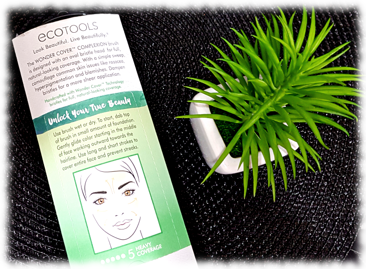Kats Colourings Review Ecotools Wonder Cover Complexion Brush