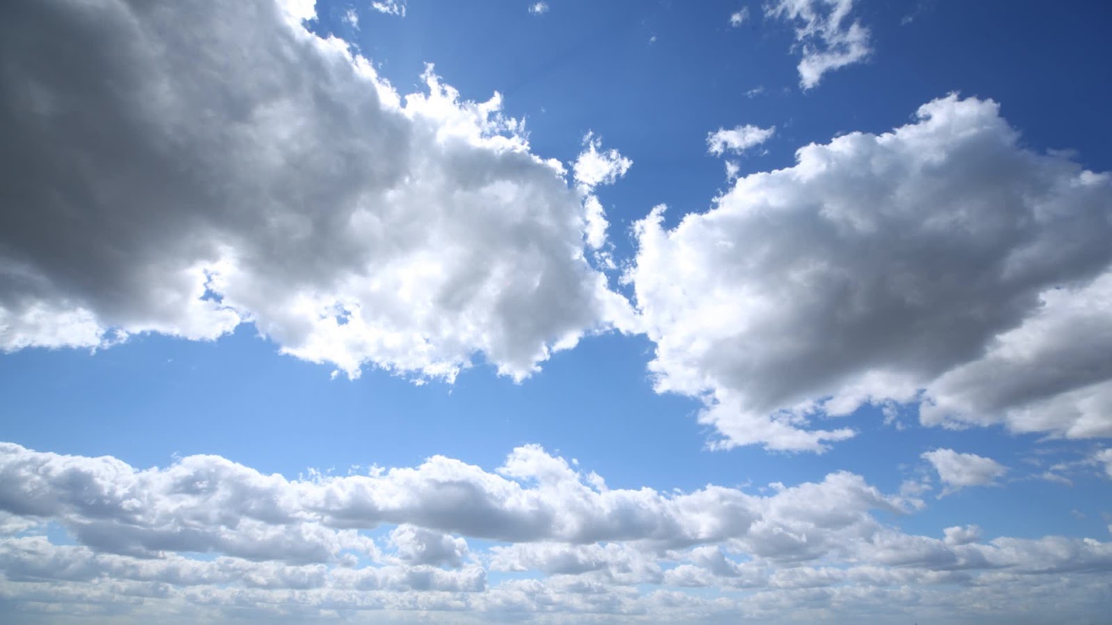 Revista Ecotour News: Nuvens: sua formação e classificação