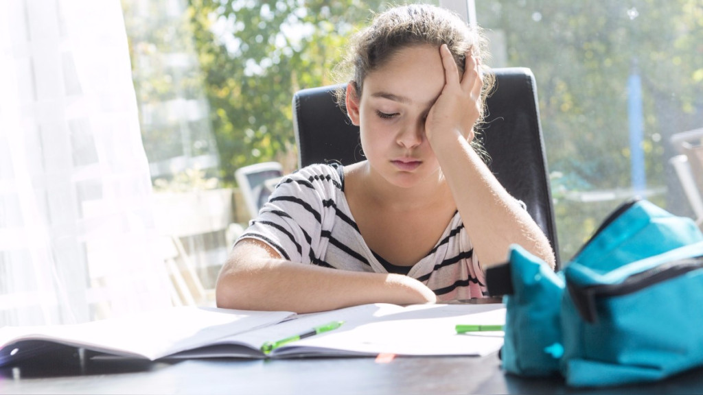 ESTRÉS COMO PROBLEMA COMÚN EN LA ADOLESCENCIA