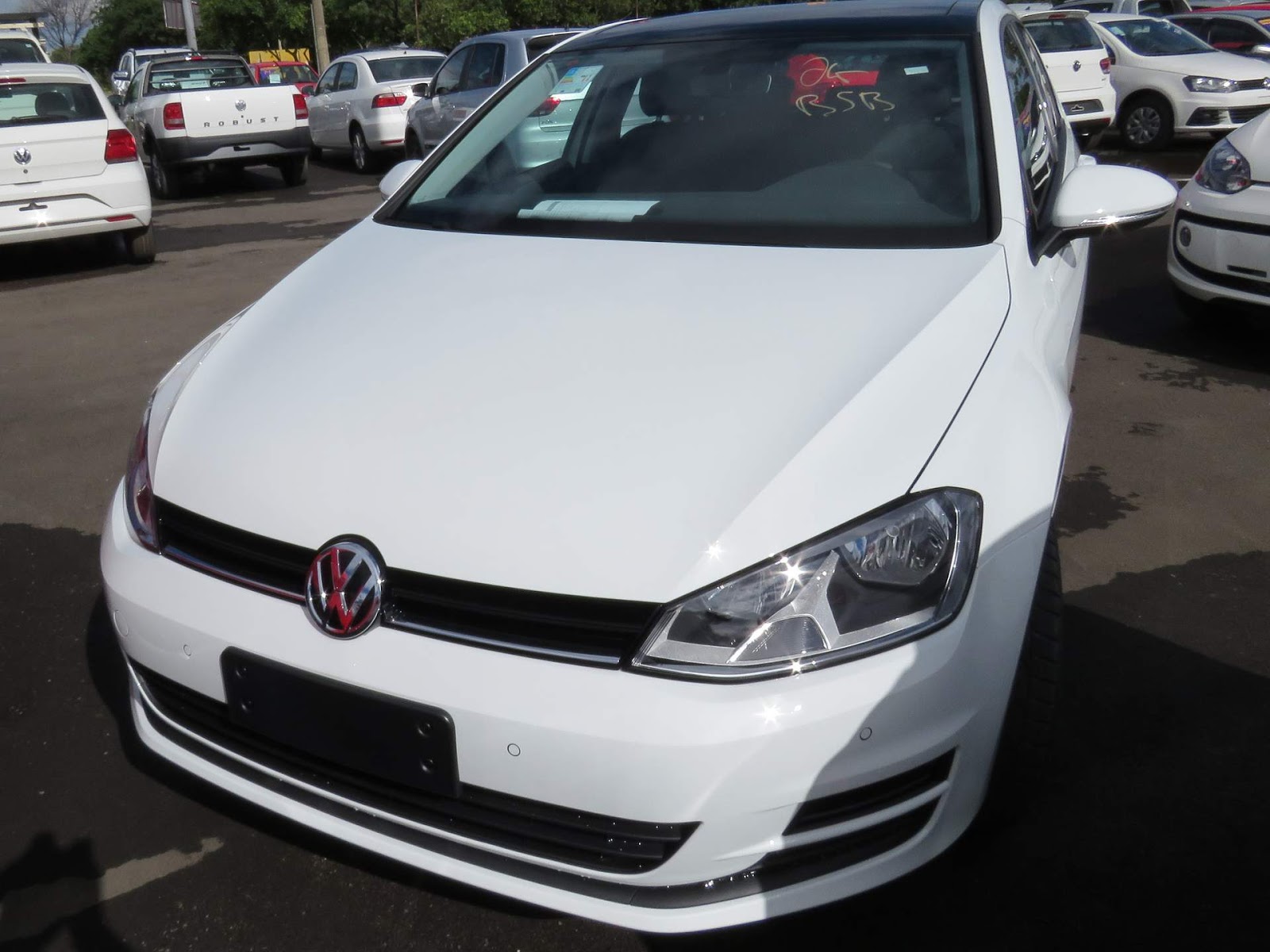 Golf TSI Comfortline 125 cv flex 2017: preço, detalhes, vídeo