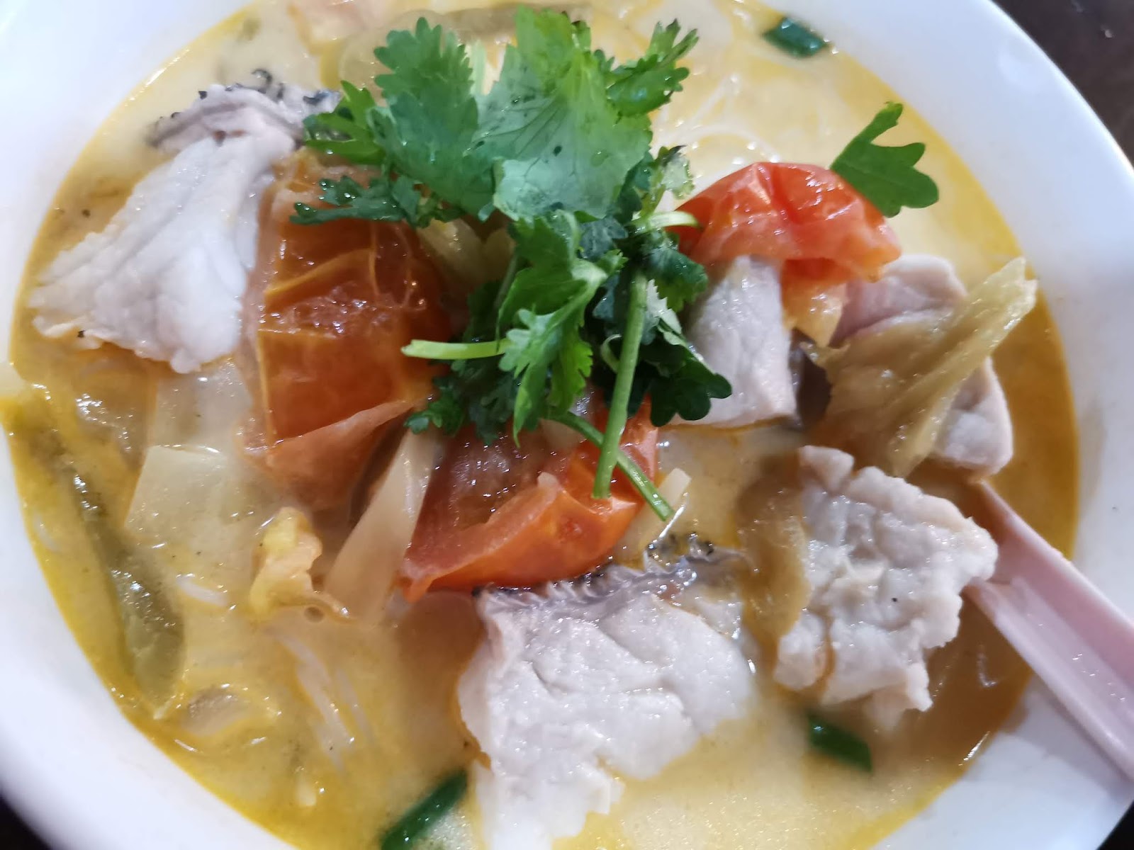 Moon Kee Fish Head and Seafood Noodles满记, Section 19, PJ