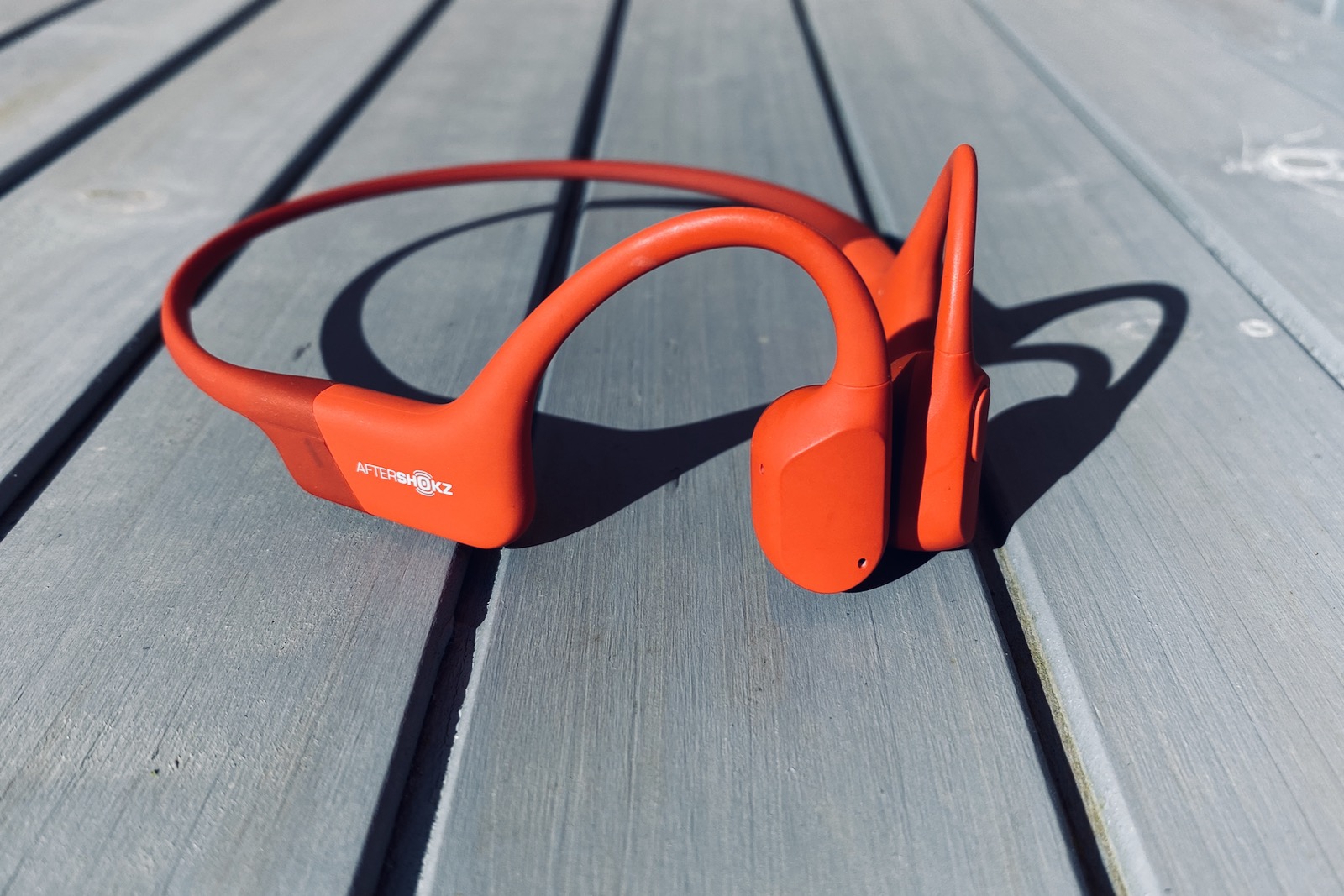 Review – Aftershokz Aeropex Bone Conduction Headphones