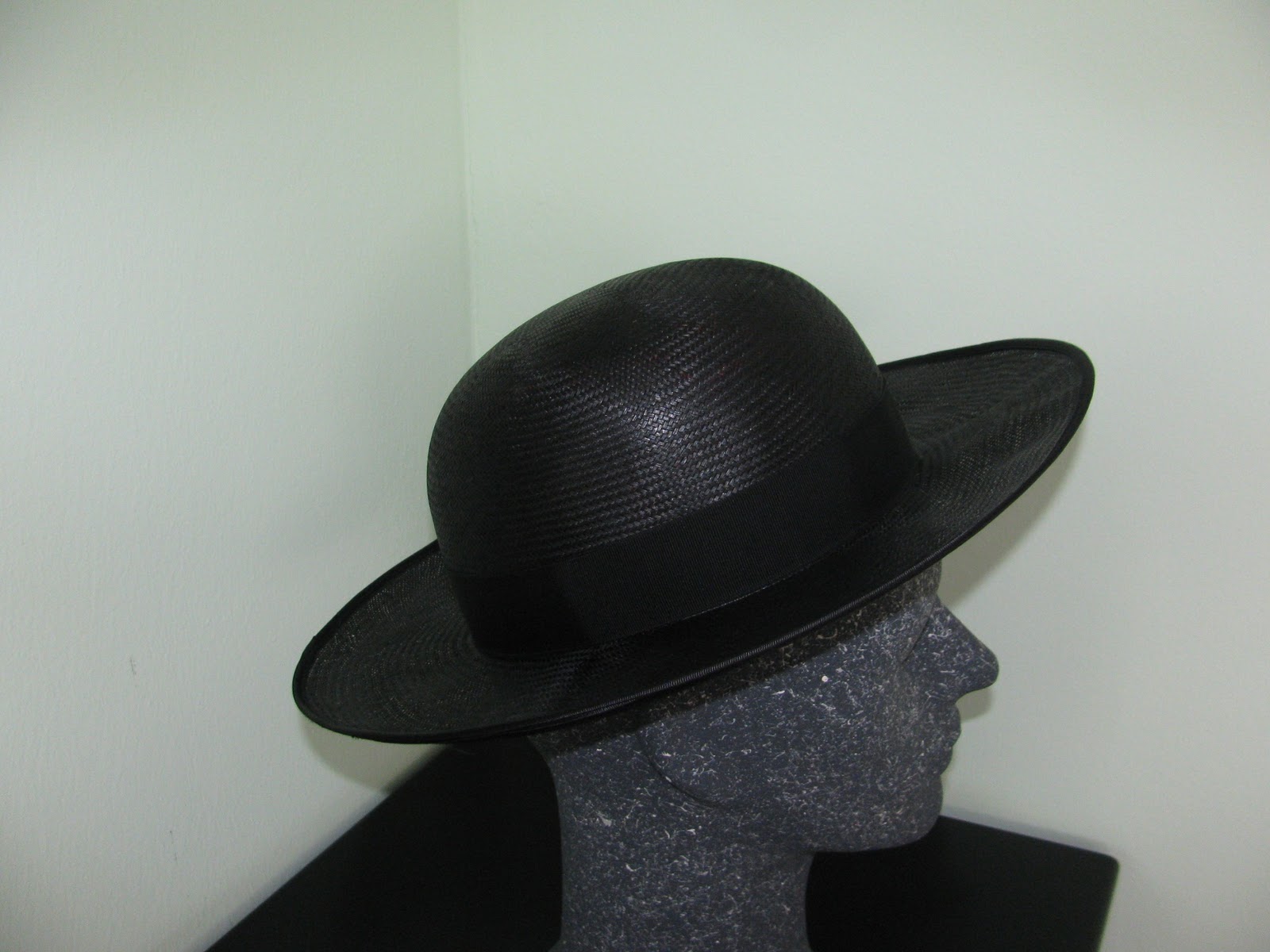 The Philippi Collection: Get your Summer Cappello Romano (Saturno) now!