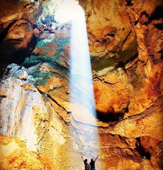 Goa Batu Hapu, Keindahan Stalagmit Dan Stalaktit Yang Memukau ~ Madjongke