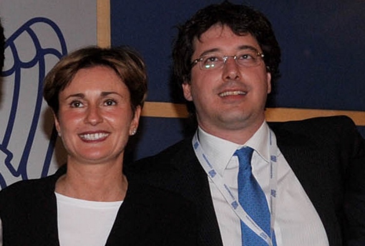 Freedom Libertà di Parola: Gli affari petroliferi della Ministra e del ...