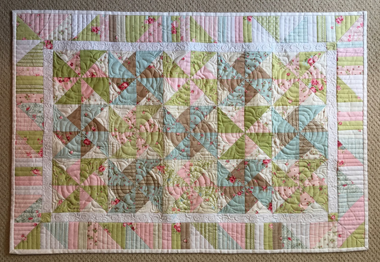 San Francisco Stitch Co.: Charm Quilty Pleasures...