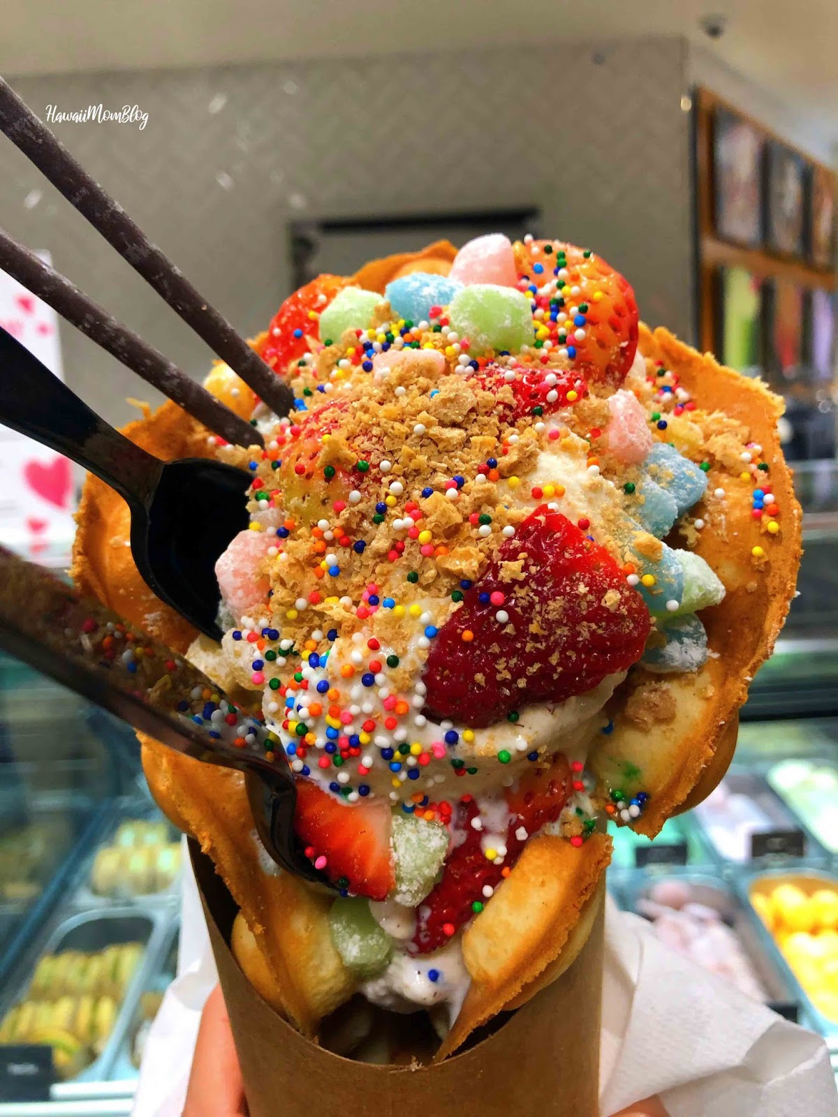 Hawaii Mom Blog: Bubble Waffle Sundae at Foodland Farms Ala Moana