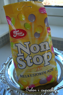 Galen i cupcakes: Beroende av - Non Stop, pastellfärgade!