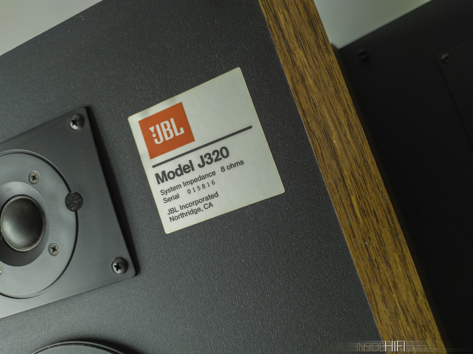 Inside Hi-Fi: JBL J320