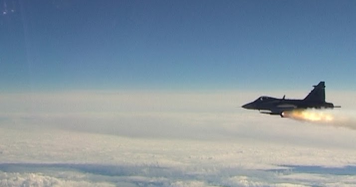 Saab Gripen Fires First Meteor Air to Air Missile - jetflightpro