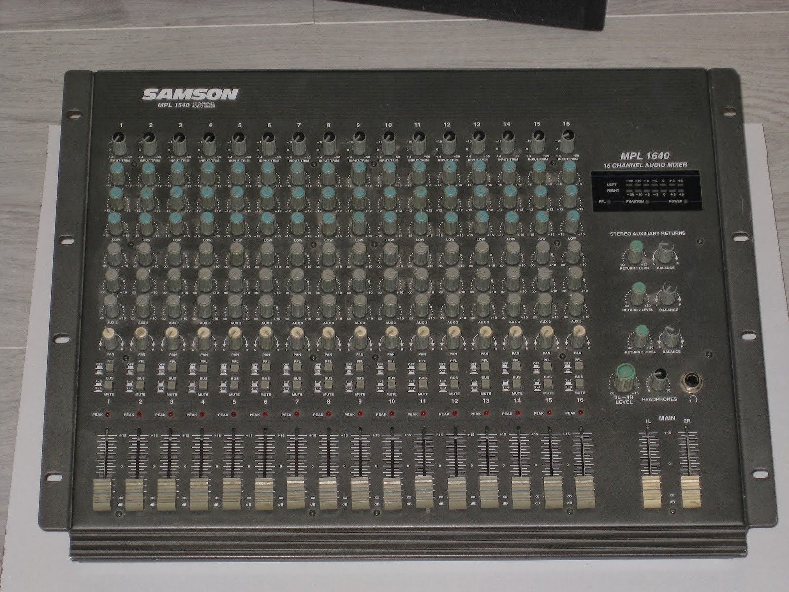 Infrequent Sound [sex.tex] technology: Samson MPL 1640 16-Channel Mixer