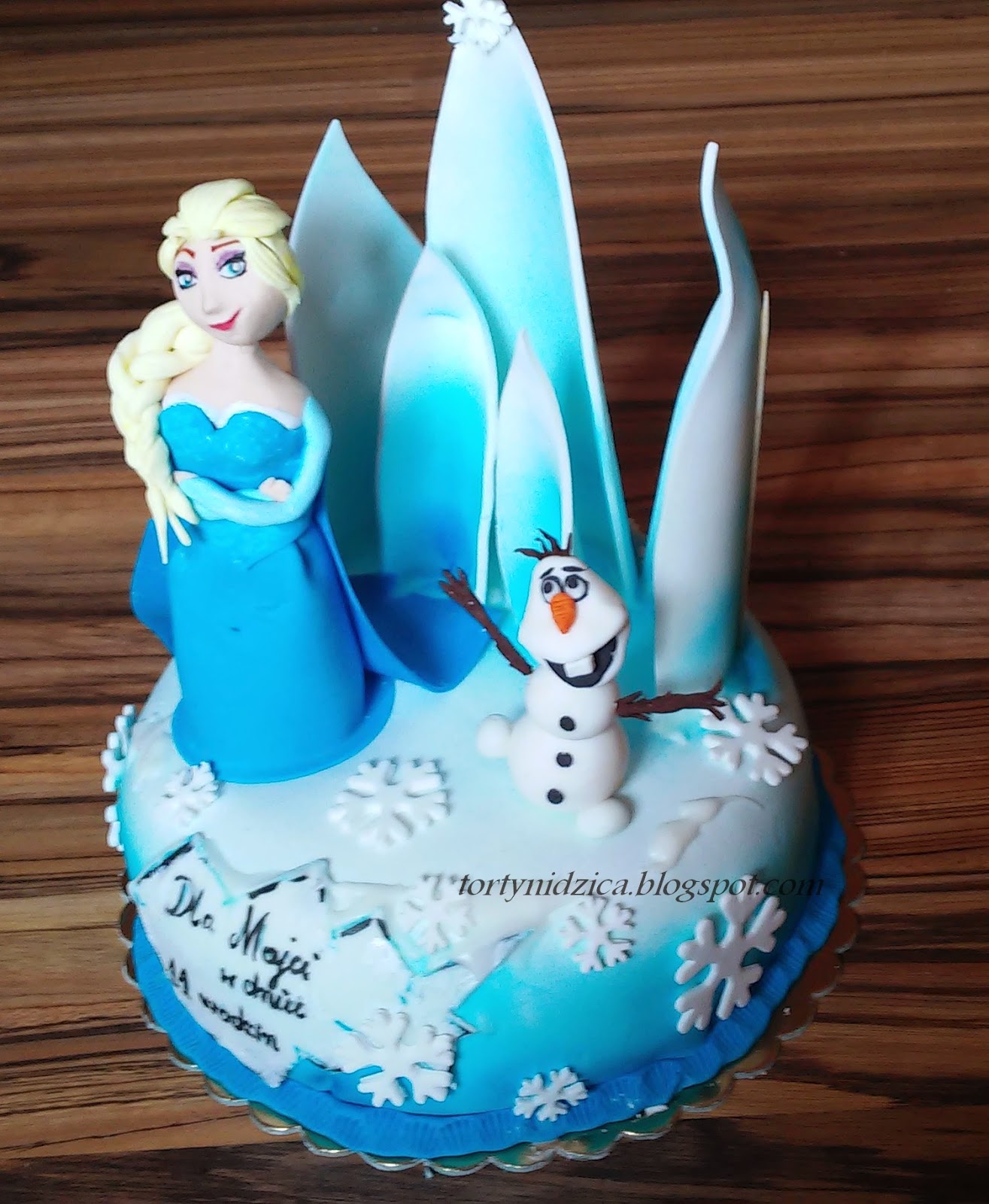 Torty artystyczne- Nidzica, Mława: Tort Kraina Lodu z Elsą i Olafem.