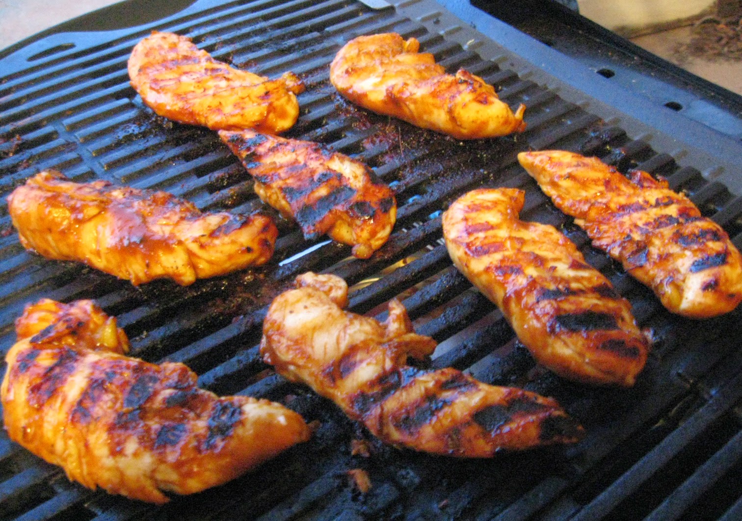 Barbecue. The secrets of the Greek way