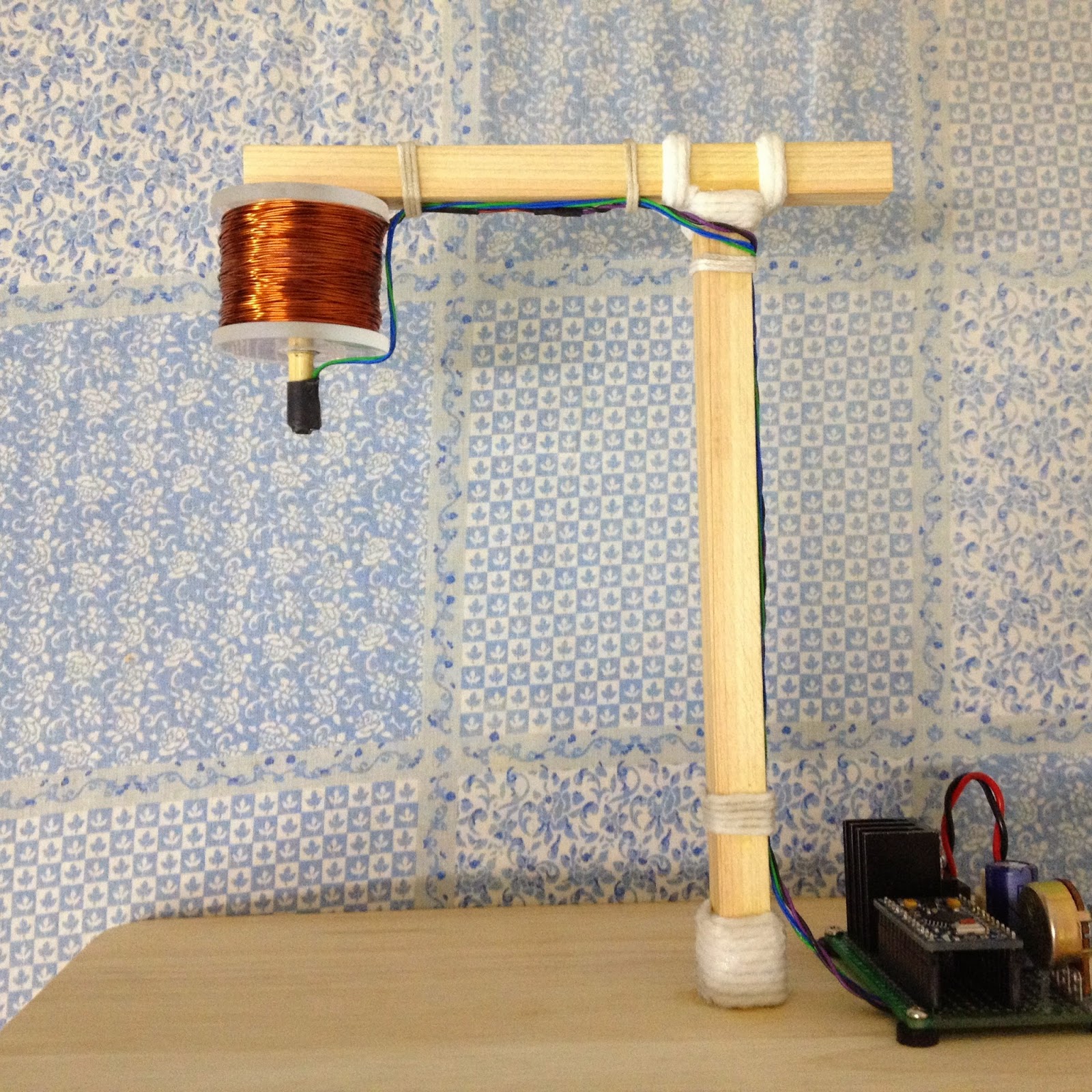 allfake: Magnetic levitation with arduino