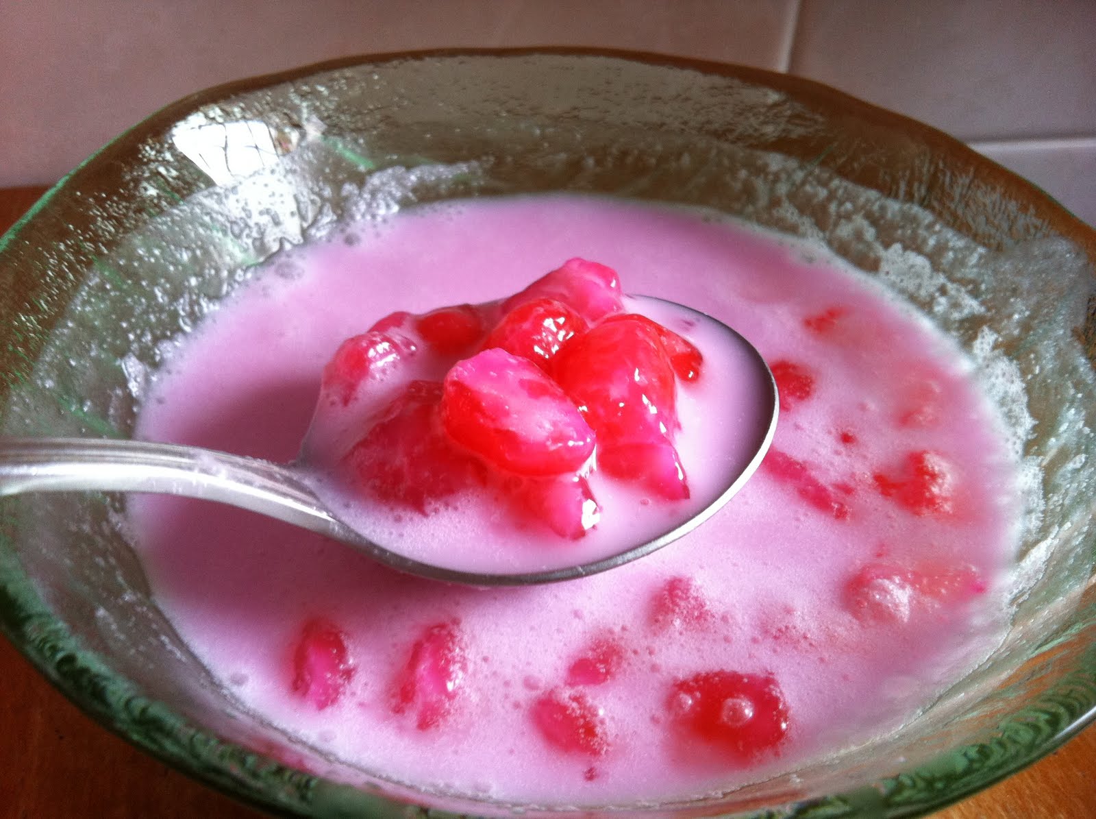 FeNfEn Cafe★★: RED RUBY DESSERT