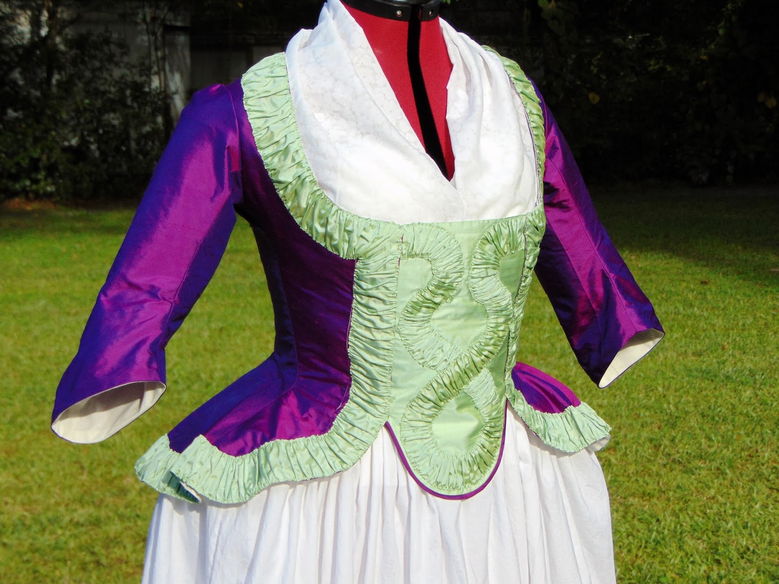 The Antique Sewist: Casaquin Jacket - Purple & Green Silk