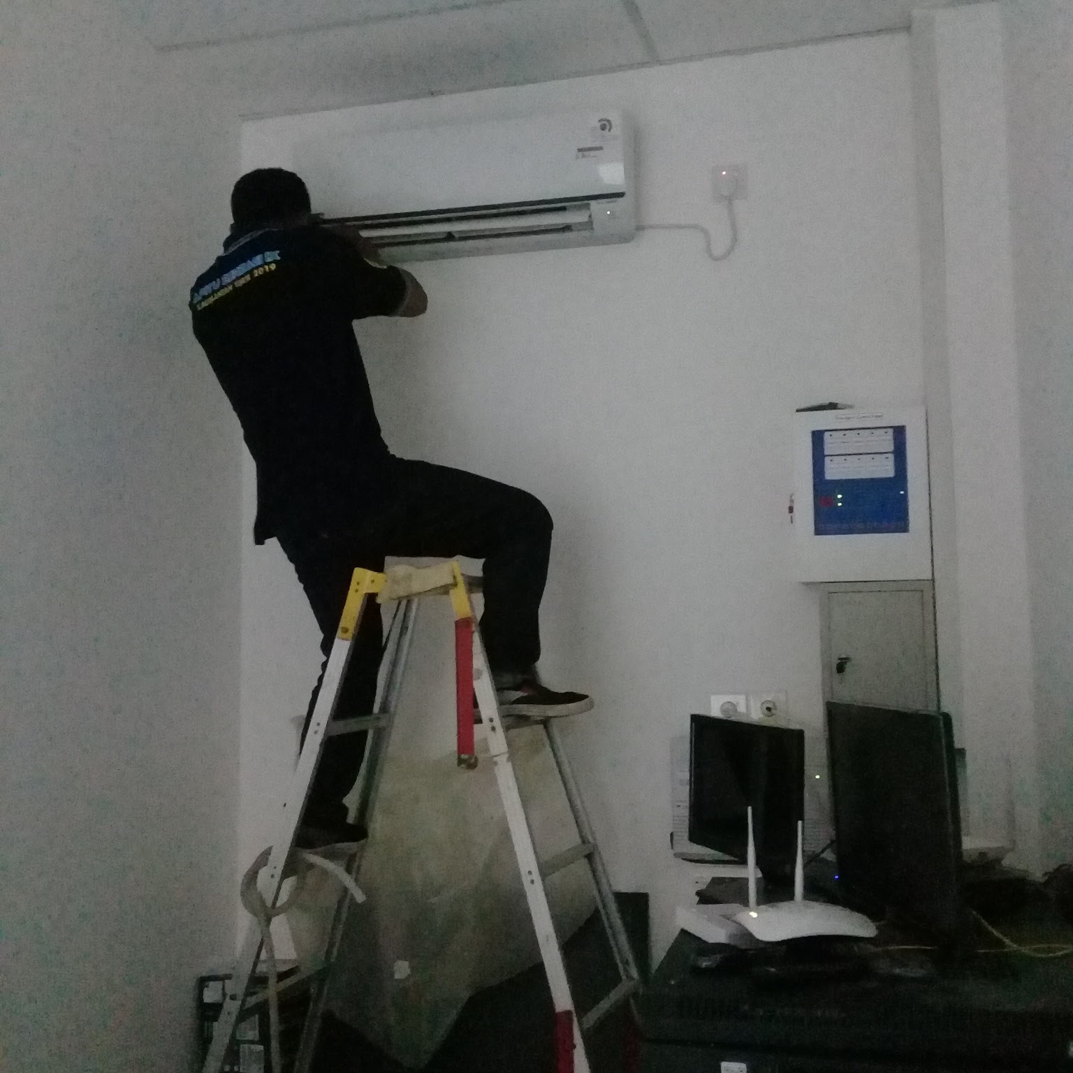 Servis ac cuci ac samarinda