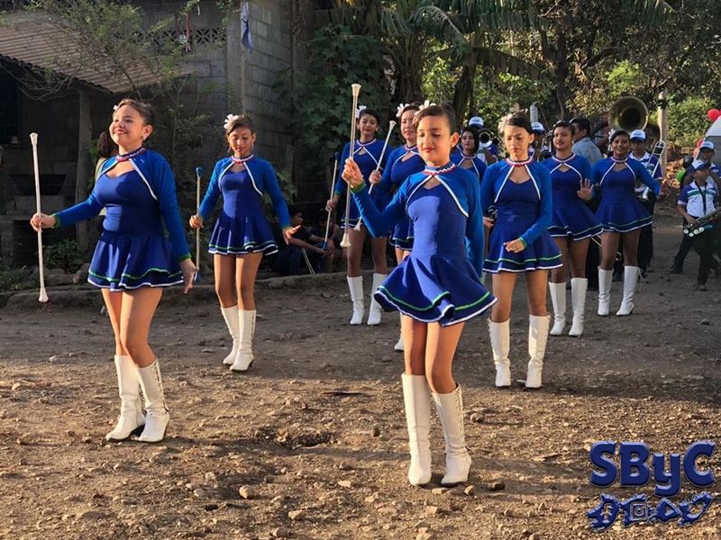 Demasiadas Noches: Cachiporristas (El Salvador)