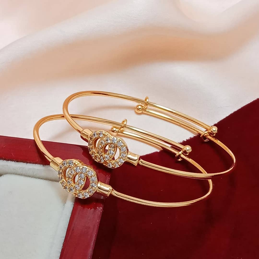 Simple golden kada bangles