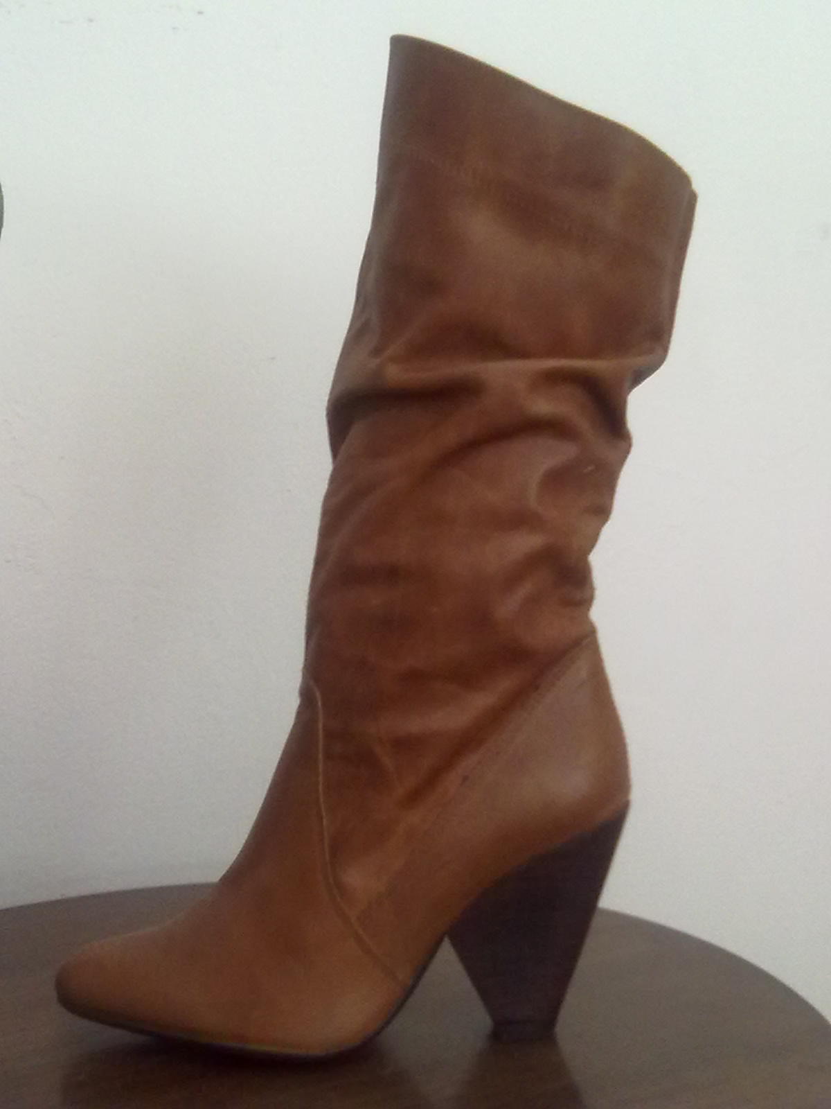 ACCESORIOS PARA LA MUJER MAVE: Botas 100% cuero