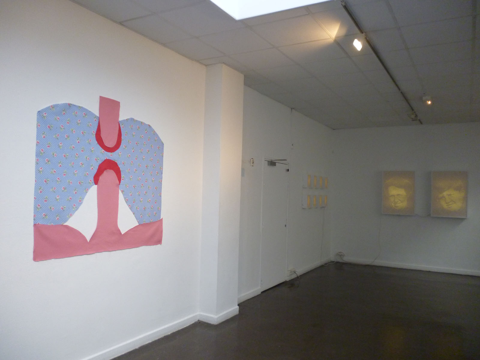sarah barthe: Paper Project - Centre d'Art de Wazemmes - Lille, 2012