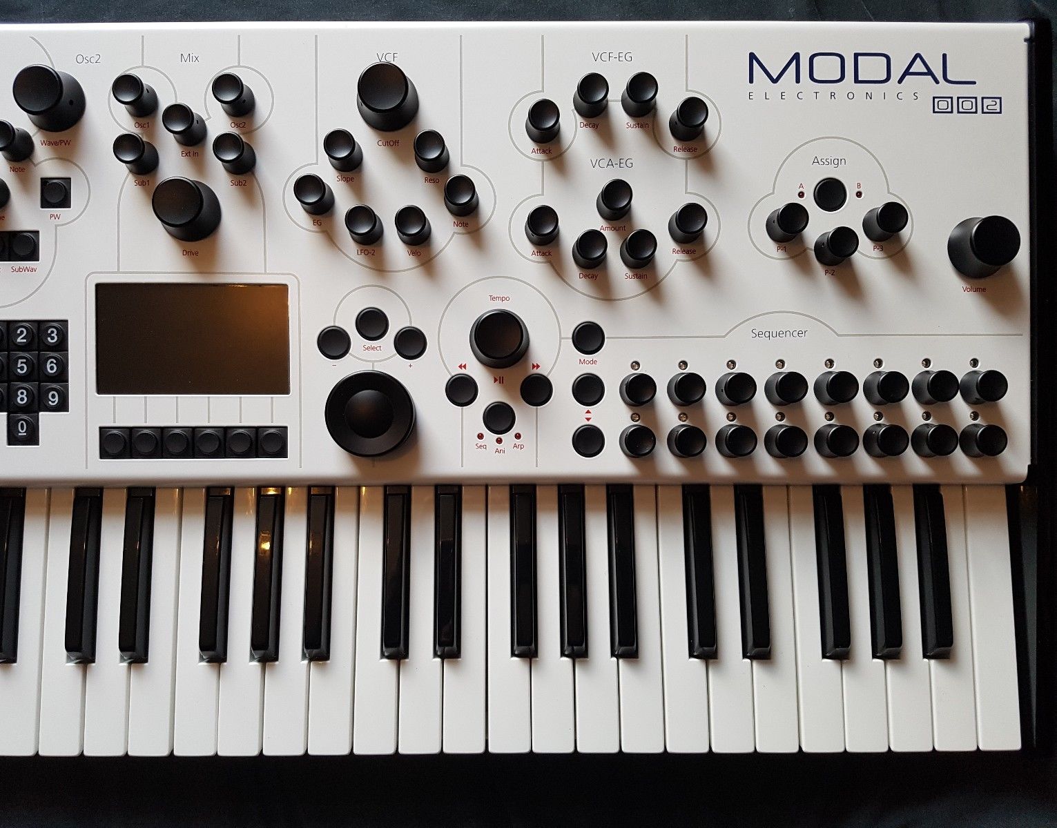 MATRIXSYNTH: modal electronics 002 synthesizer w/ original box