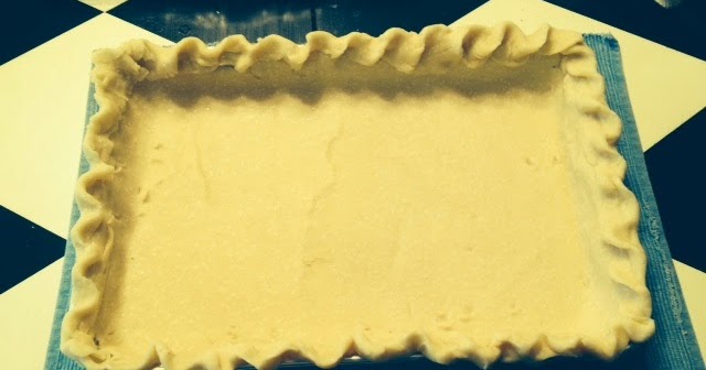 Frosted Art: Quick and Easy PIe Crust- How To- Video