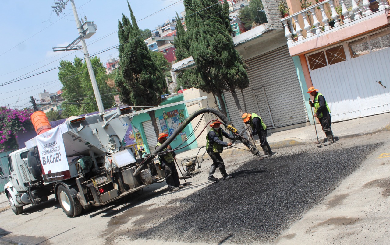 El mexiquense Hoy: Reparan calles de Ecatepec que en 50 años no ...