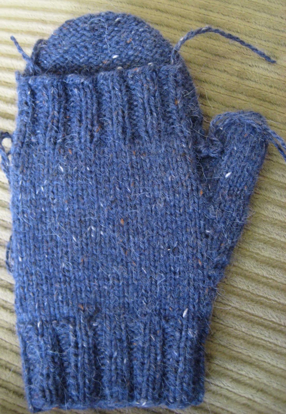 ChemKnits: Convertible Fenway Mitts (Convertible Mittens)