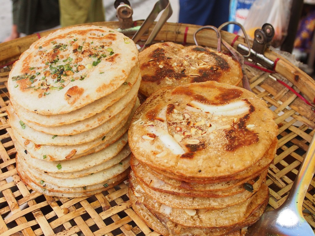 Travel Myanmar: A Land Peppered with Pagodas and Palaces