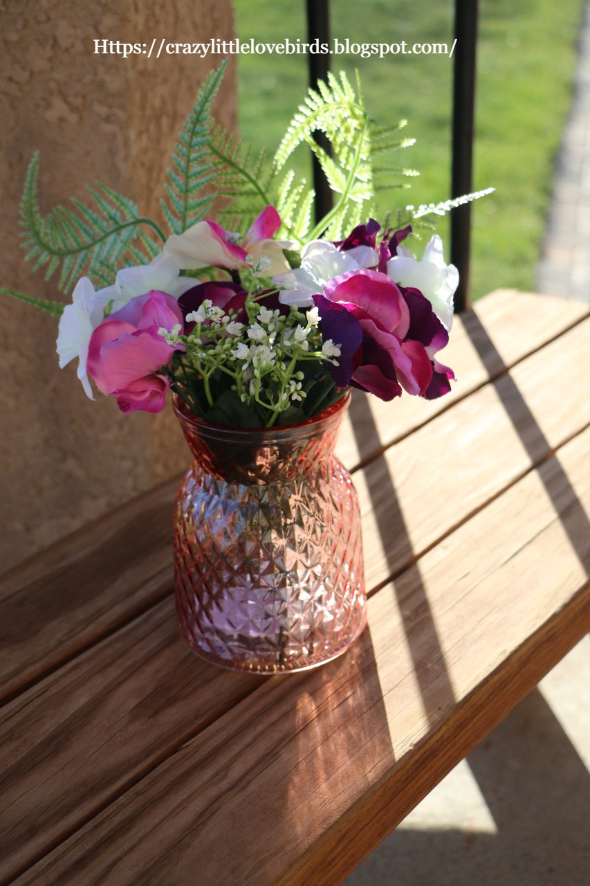 Crazylittlelovebirds: Super Easy Dollar Tree Spring Flower Display