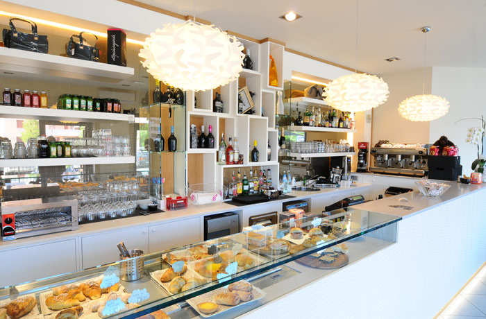 Interior design for coffee shops and bar - Italian style | Design ...