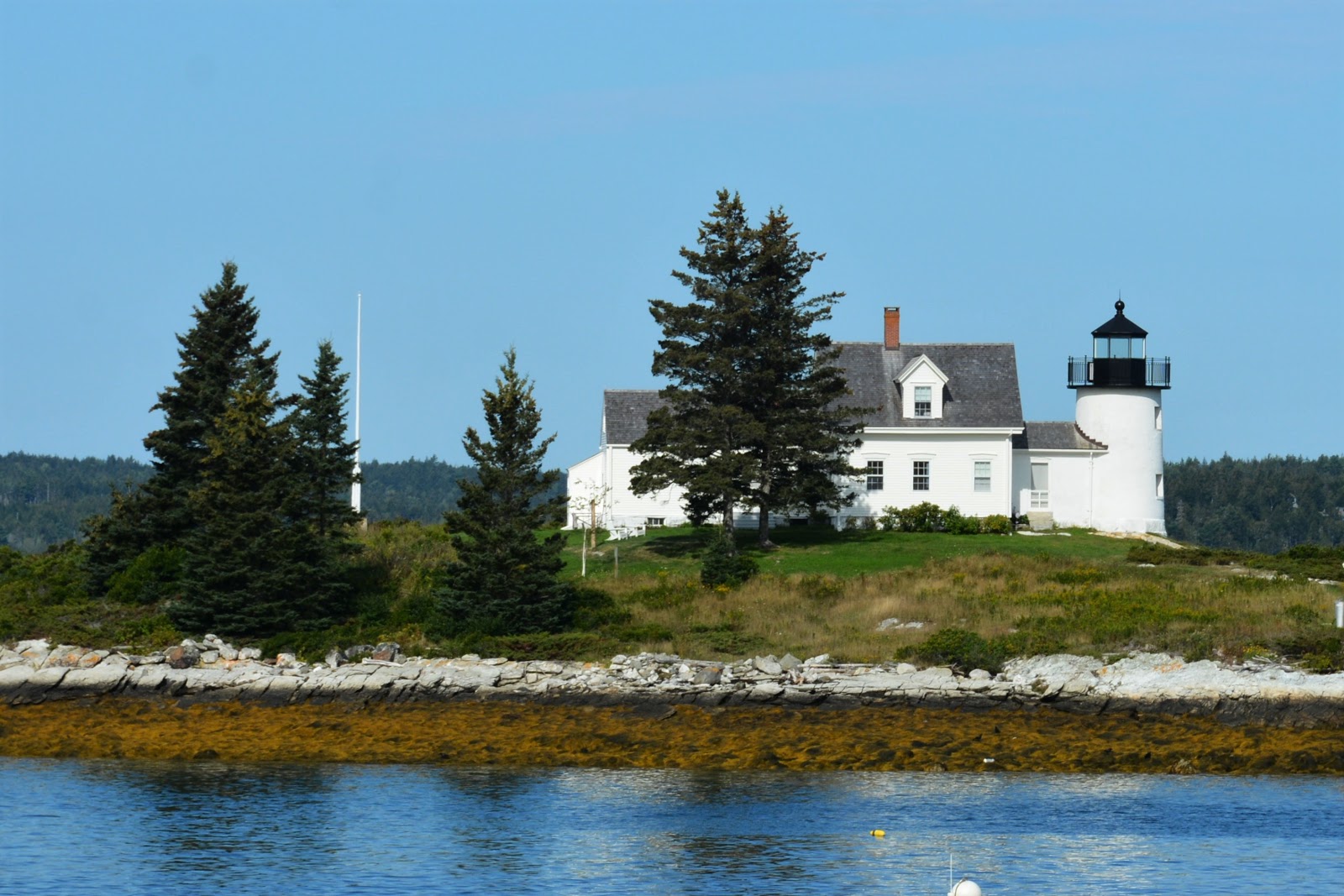 WC-LIGHTHOUSES: PUMPKIN ISLAND LIGHTHOUSE - LITTLE DEER ISLE, MAINE