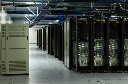 Amazing photos of the world: FaceBook Server Room And Offices