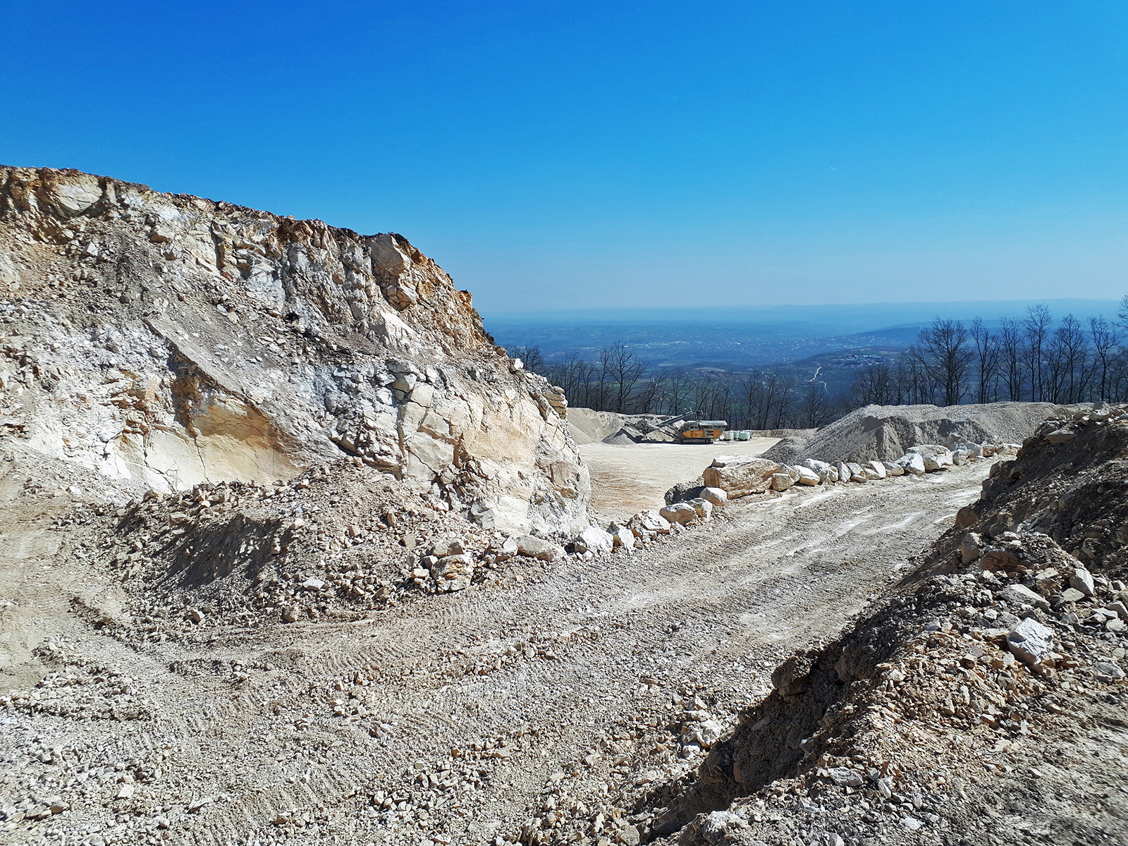 perpetuuM Mobile: Venčac - vrh koga više nema