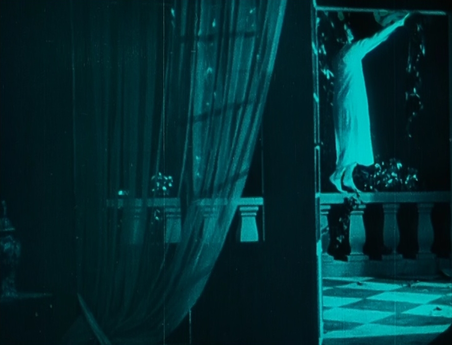 Horror Movies and Beer!: Greta Schröder as Ellen Hutter in Nosferatu 1922