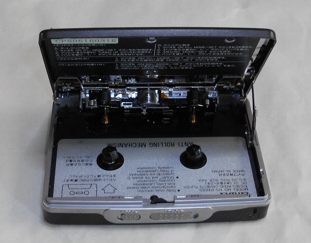 ハマーン・カーンのAxcis 日記帳: aiwa STEREO RADIO CASSETTE PLAYER HS-RX650