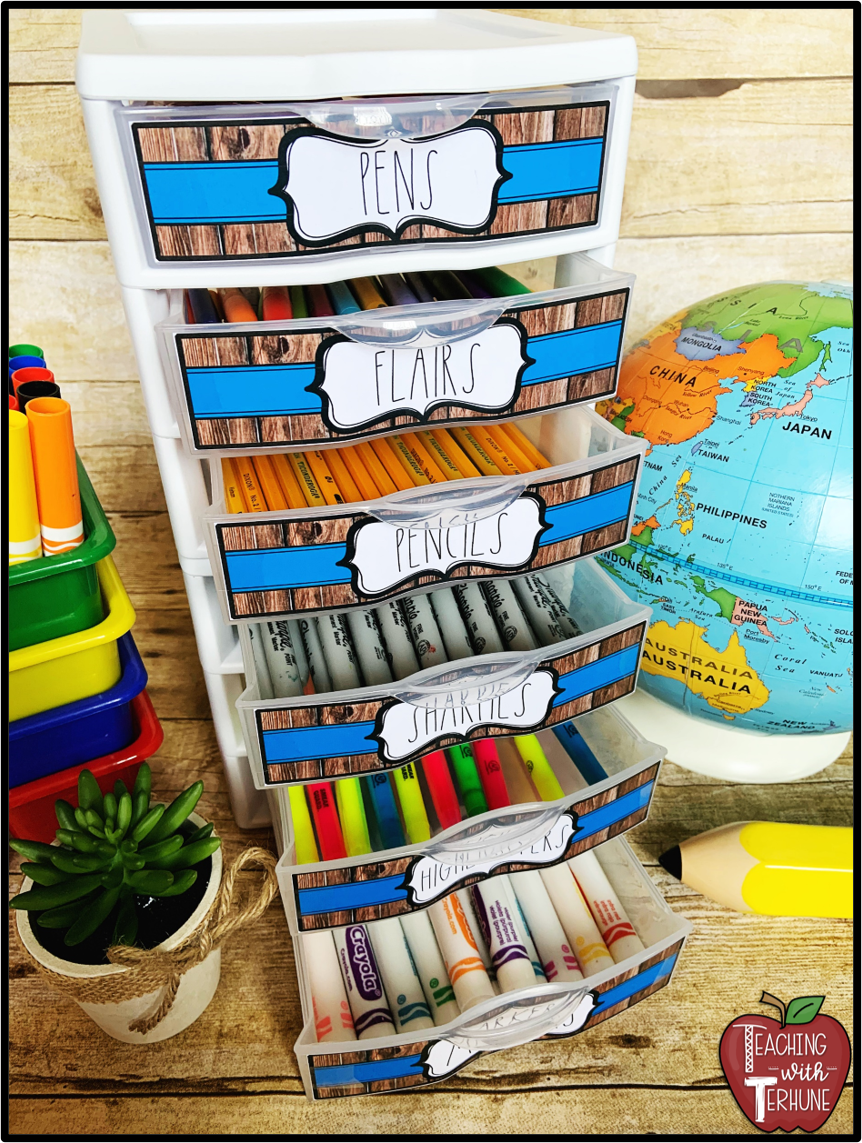 Teaching With Terhune: Farmhouse Themed Classroom Decor {Wooden Shiplap}