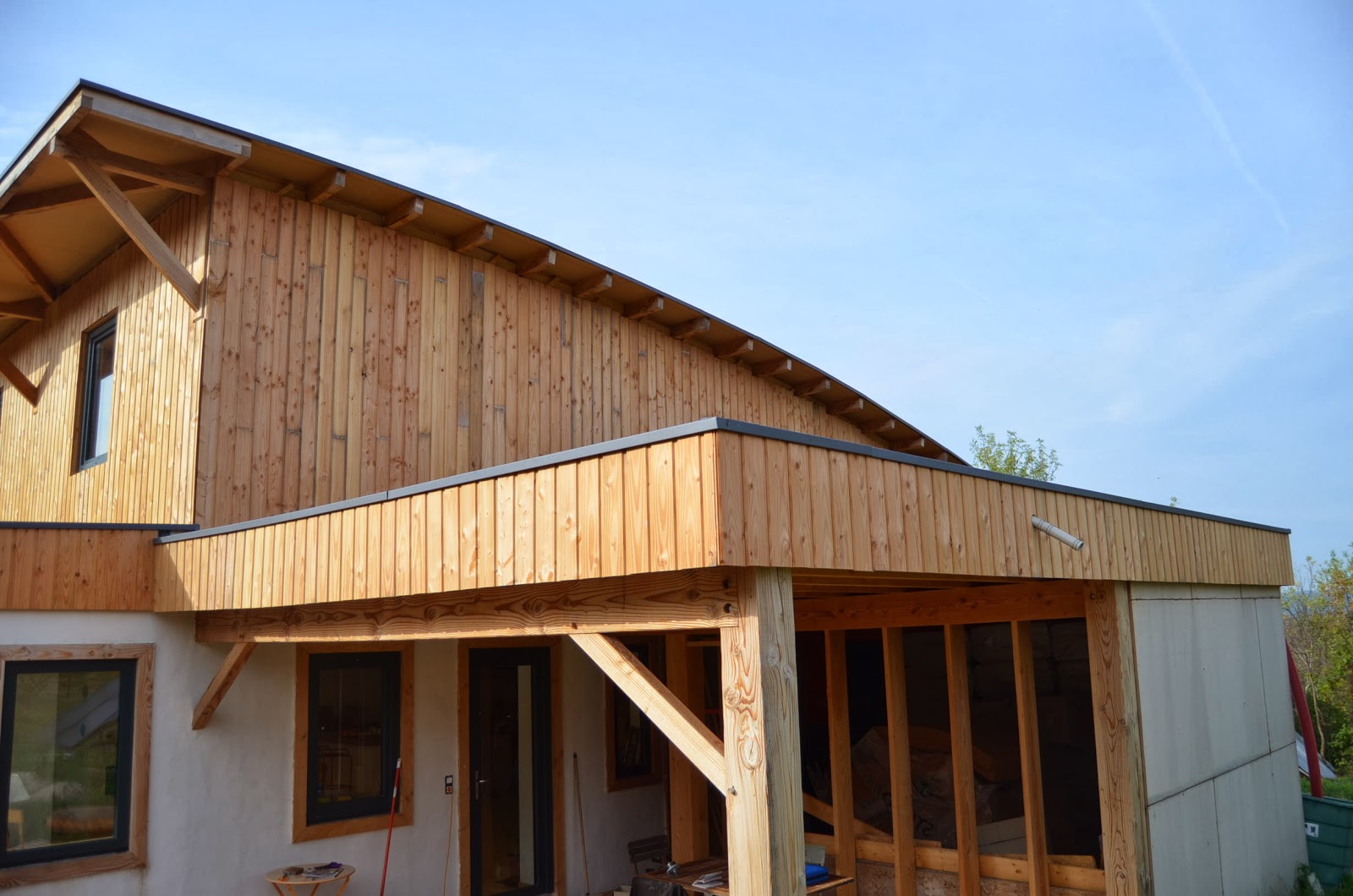 Chantemerle lès Paille: Acrotères