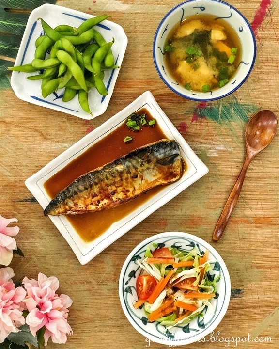 GoodyFoodies: Recipe: Saba Teriyaki (Grilled Mackerel in Teriyaki Sauce)