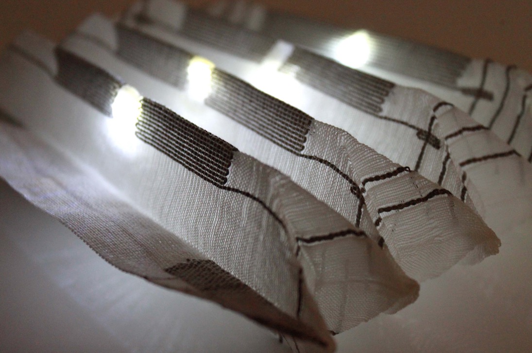 weft lab: Integrated woven electronic textiles (e-textiles) research ...