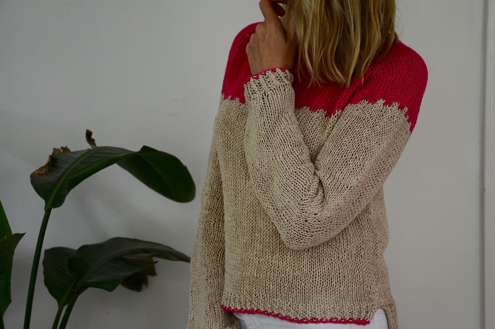 Petite Lin + - a Friend to knit with