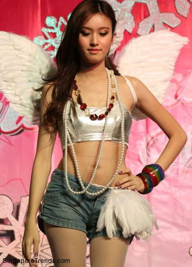 Hot Bikini Nong Poy Thailand Sexy Ladies ~ Night