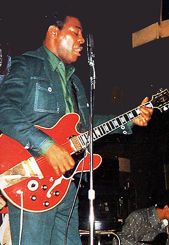 Blue eye: JOHN LITTLEJOHN: Complete Studio Recordings 1968-84