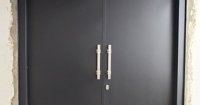 Pintu Studio Besi pesanan Artis Baim Wong di Tanah Kusir Jakarta