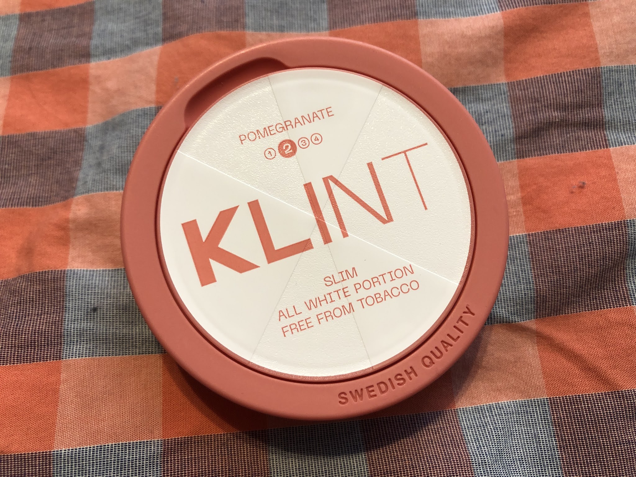 Klint Nicotine Pouches: Pomegranate - Review. 26 April 2021.
