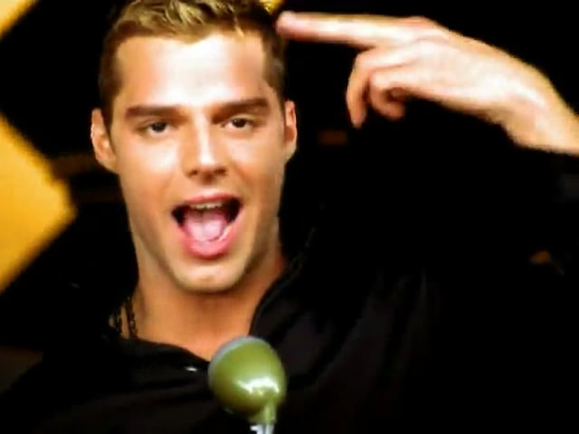 CANCIONES TAN BUENAS EN INGLES COMO EN ESPAÑOL TOP 10