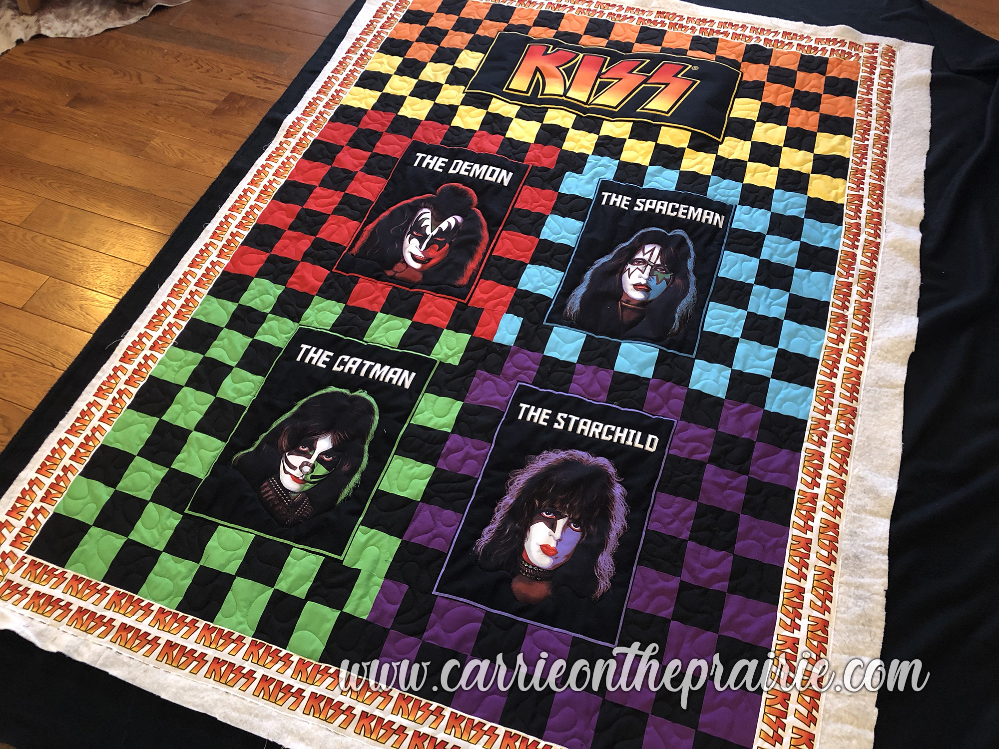 Carrie On The Prairie: KISS Quilt