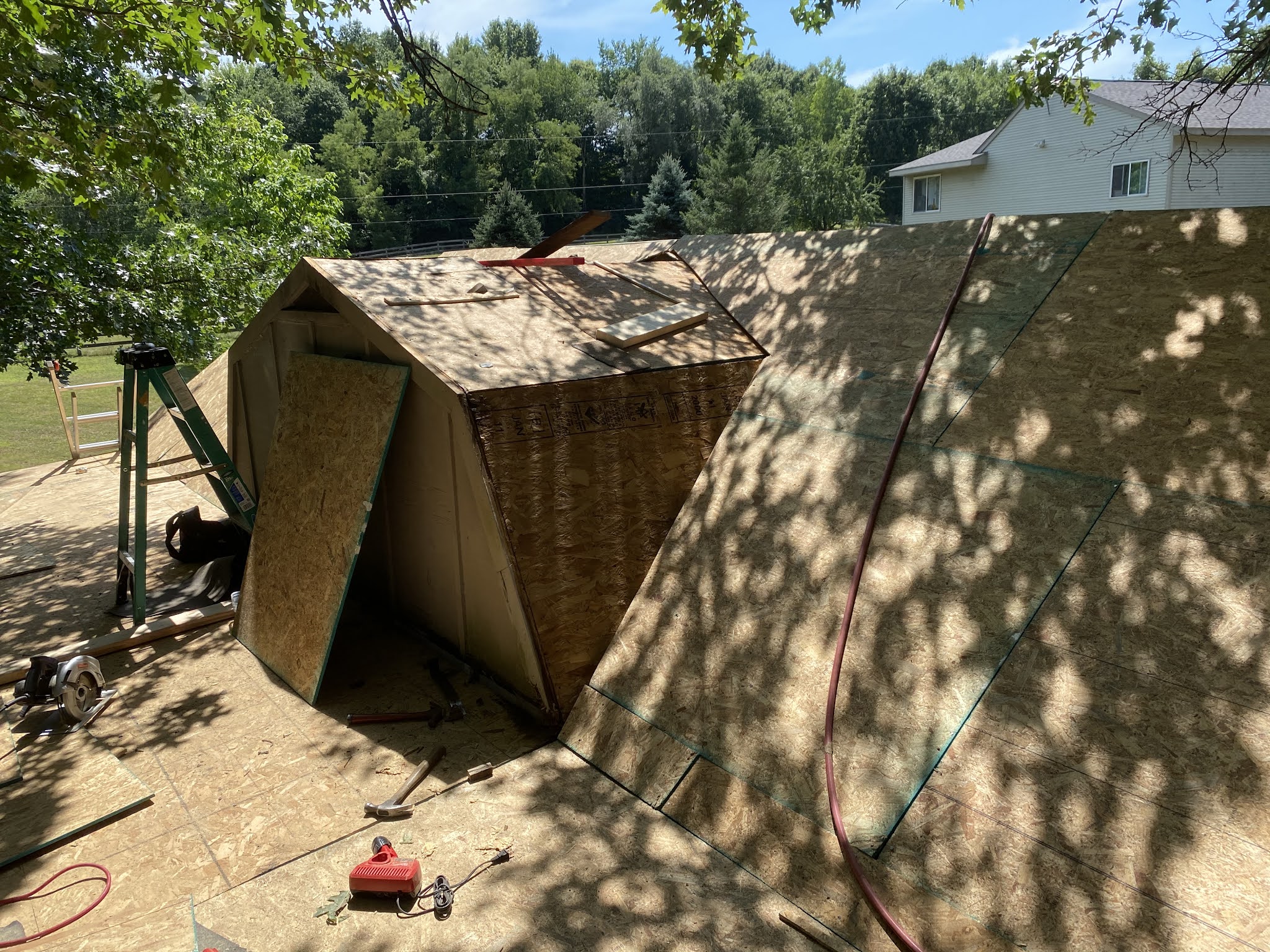 Shred Shed - DIY Music Studio, Vol. 3 - Roof, Siding and more! | The ...