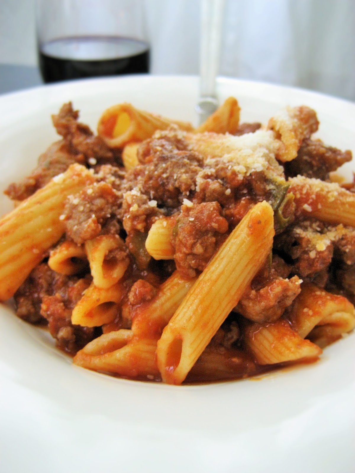 BLOG BY BINNS: Simple Bolognese